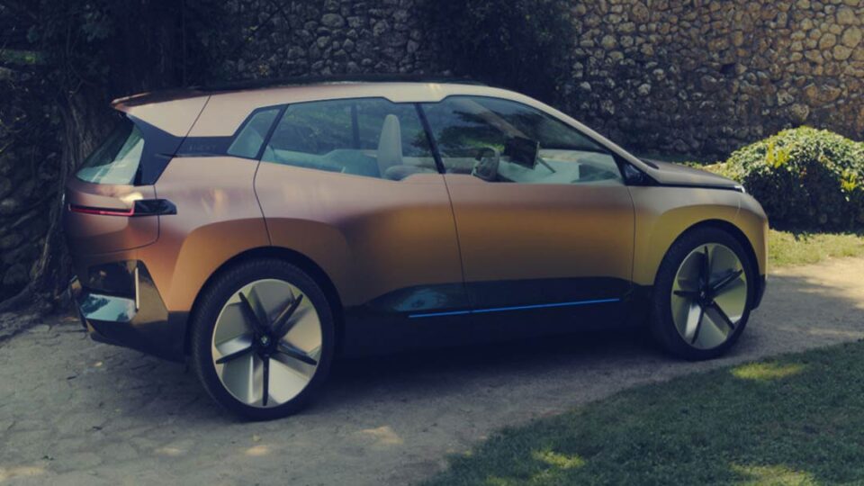 نسل بعدی خودروهای شاسی بلند (BMW Vision iNEXT (2022